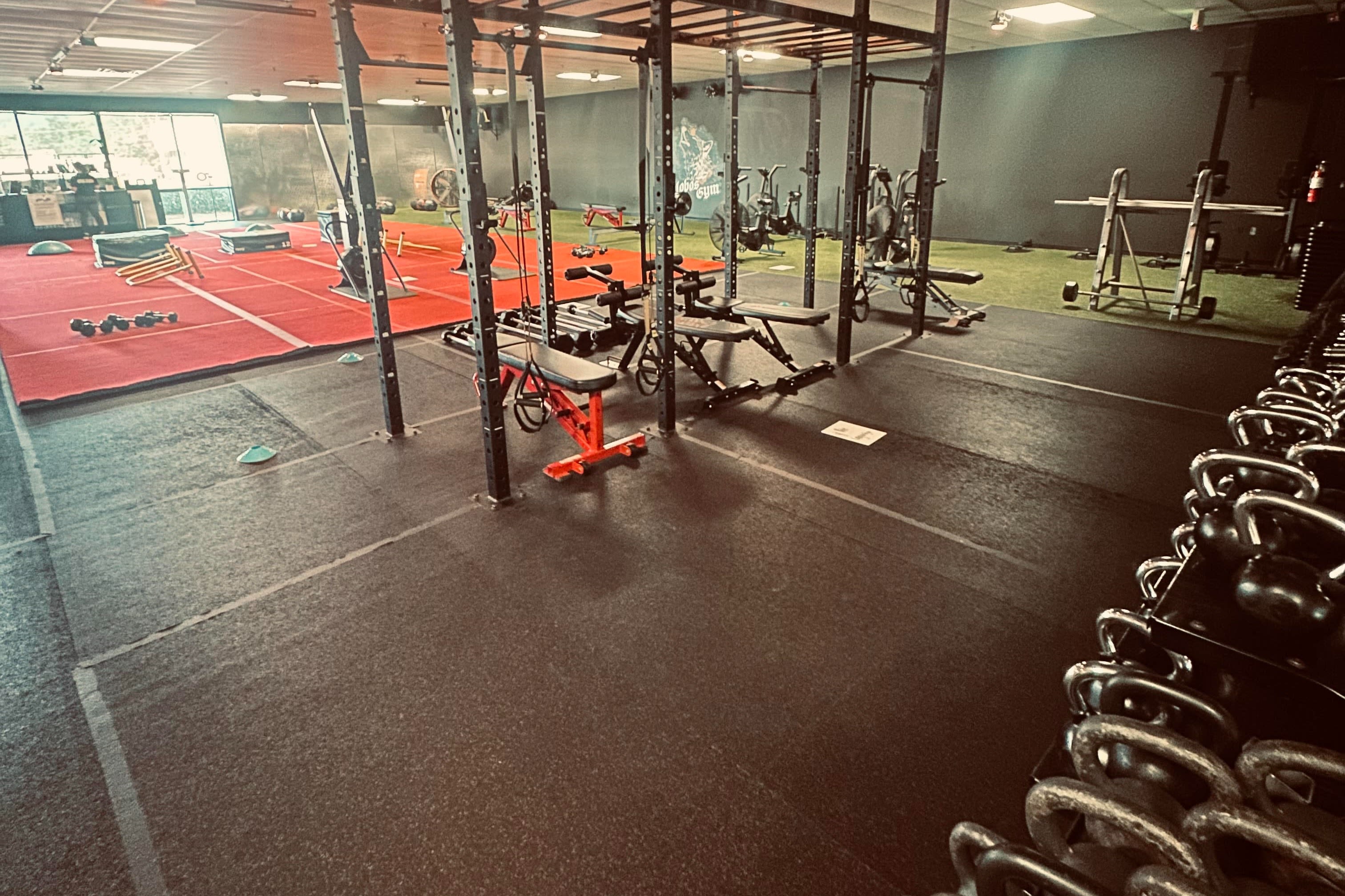 Lobos Gym: Read Reviews and Book Classes on ClassPass