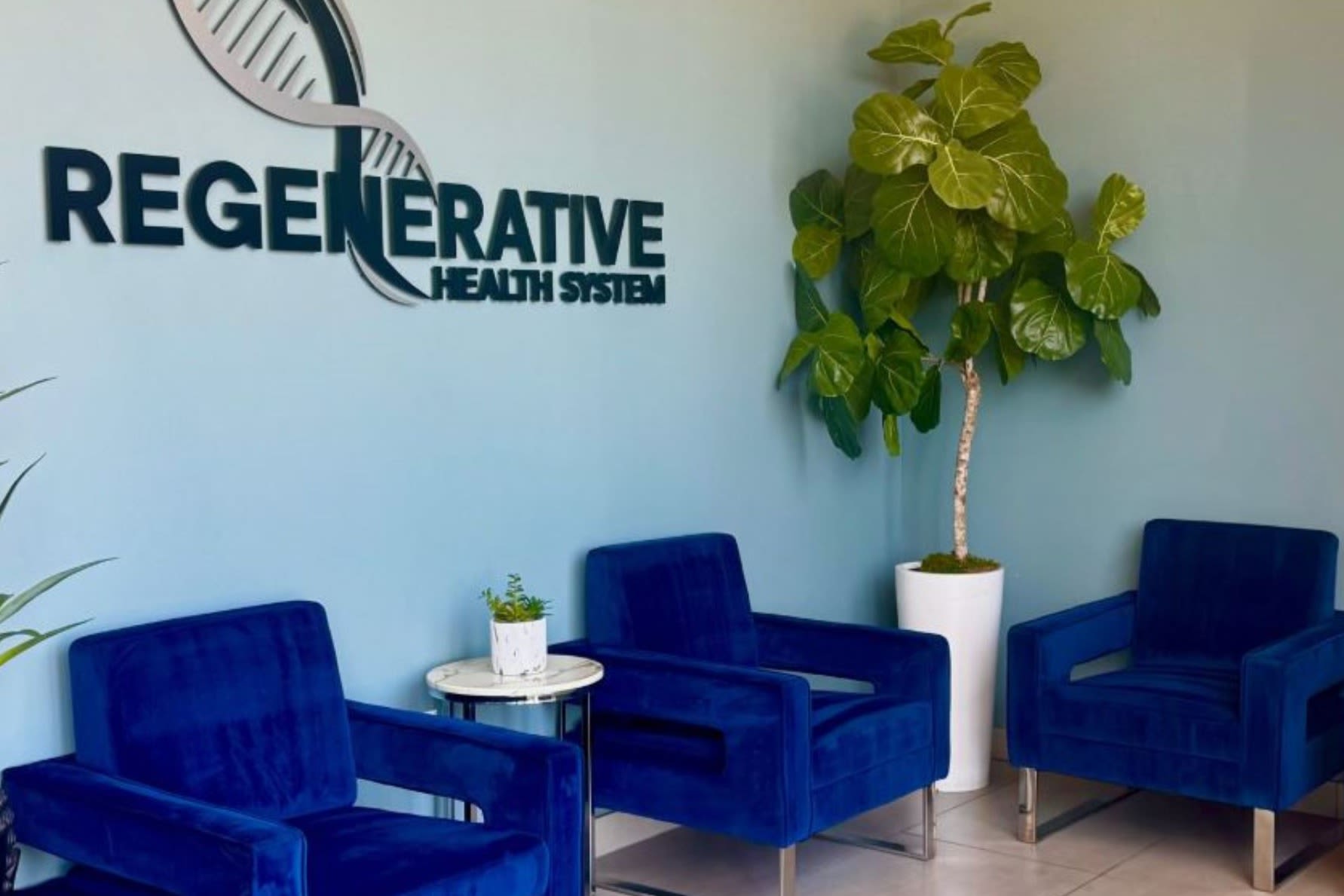 Regenerative Health Systemのレビューを読み、ClassPassでクラスを予約する