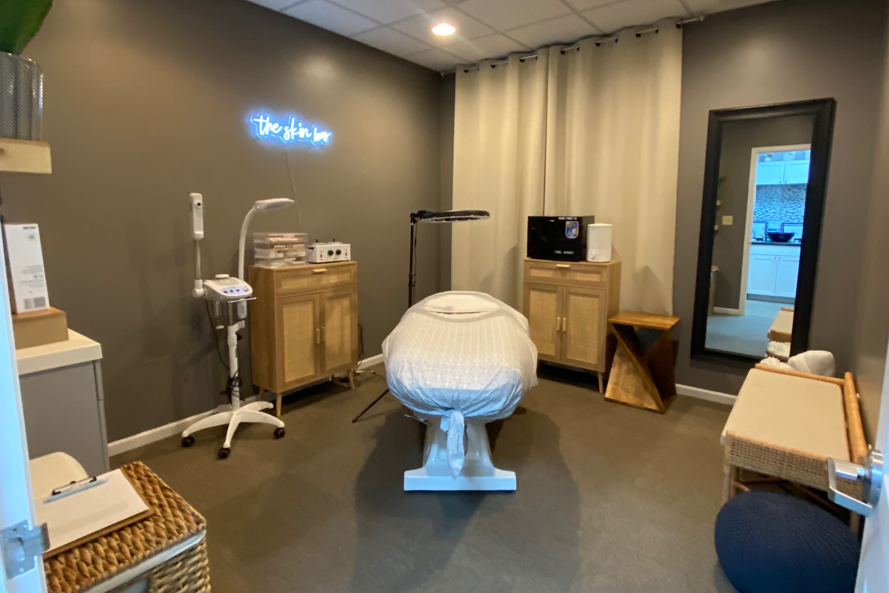 The Skin Bar: Read Reviews and Book Classes on ClassPass