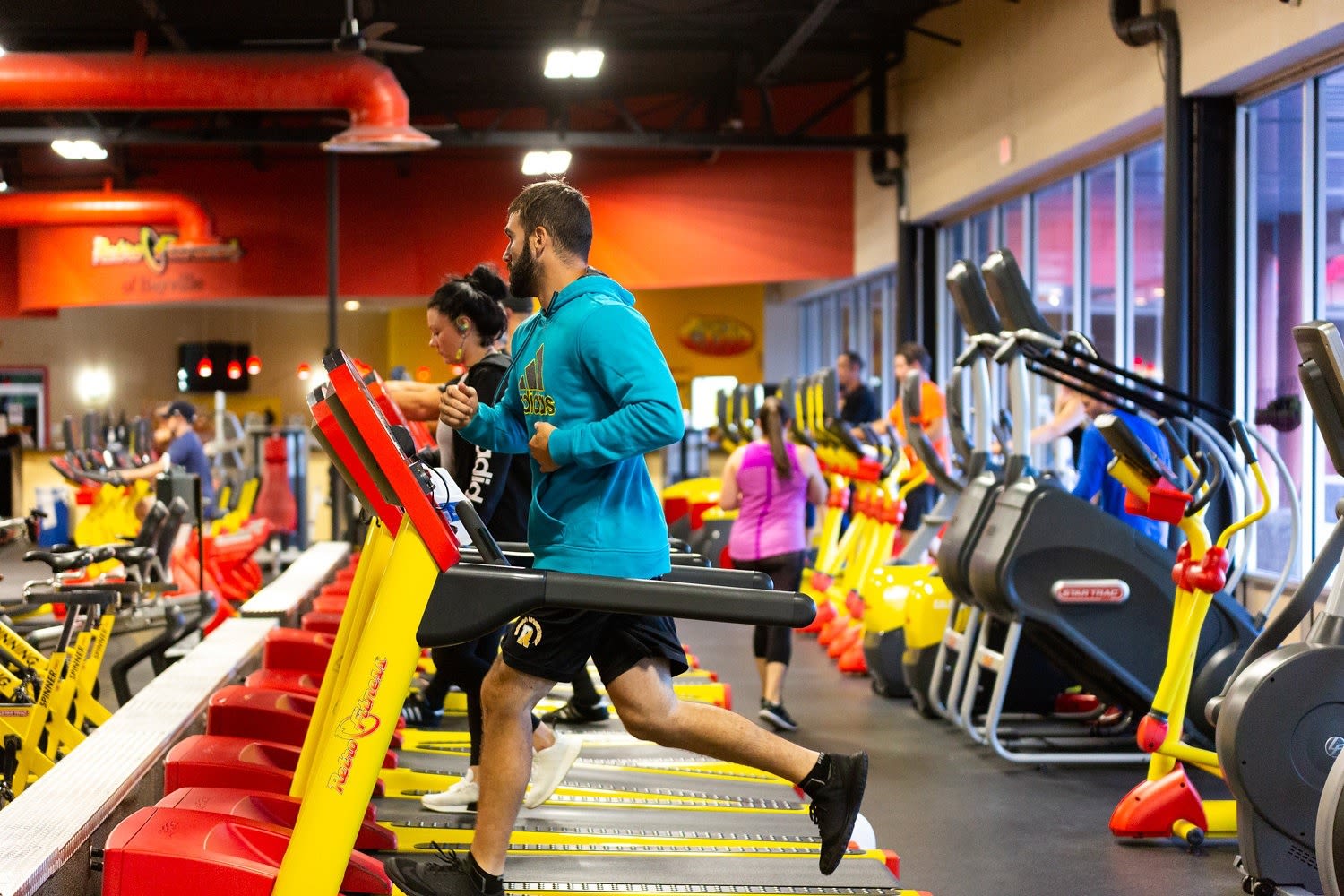 Retro Fitness - Freport: Read Reviews and Book Classes on ClassPass