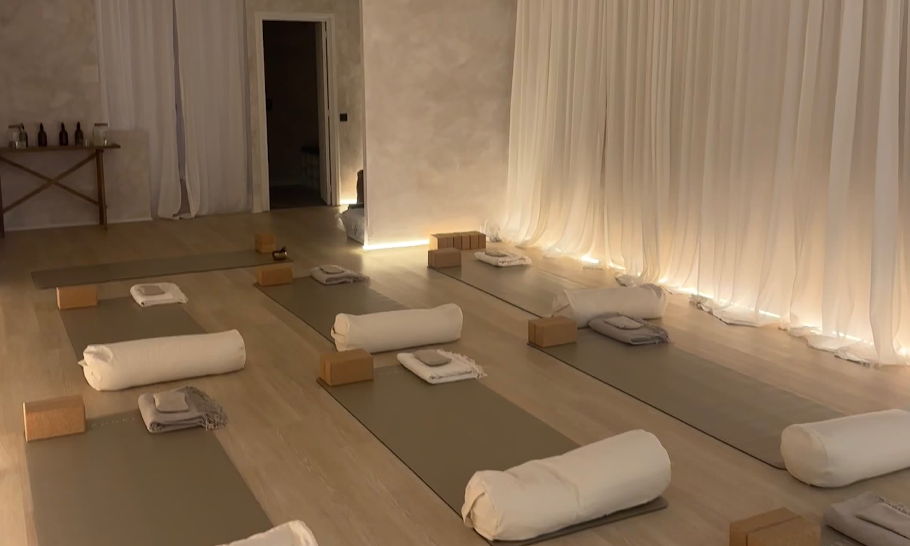 Rouri: Read Reviews and Book Classes on ClassPass