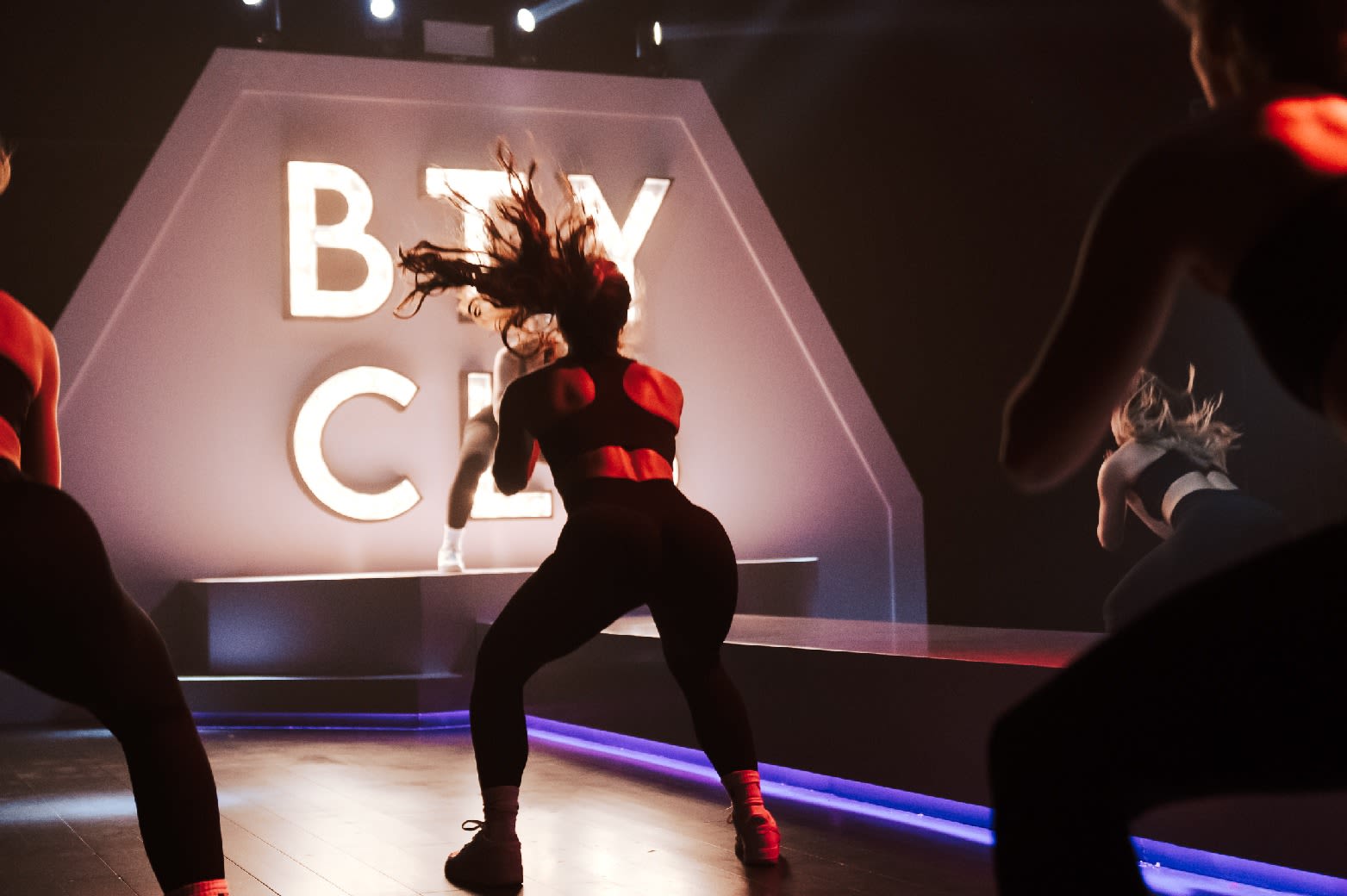 BTY CLB - OOST: Lees recensies en boek lessen met ClassPass