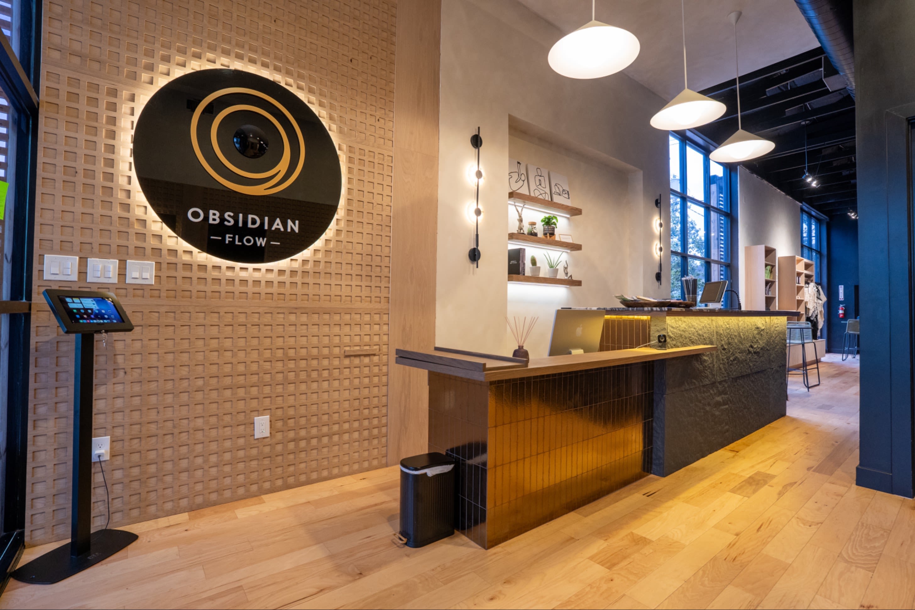 Obsidian Flow: Read Reviews and Book Classes on ClassPass