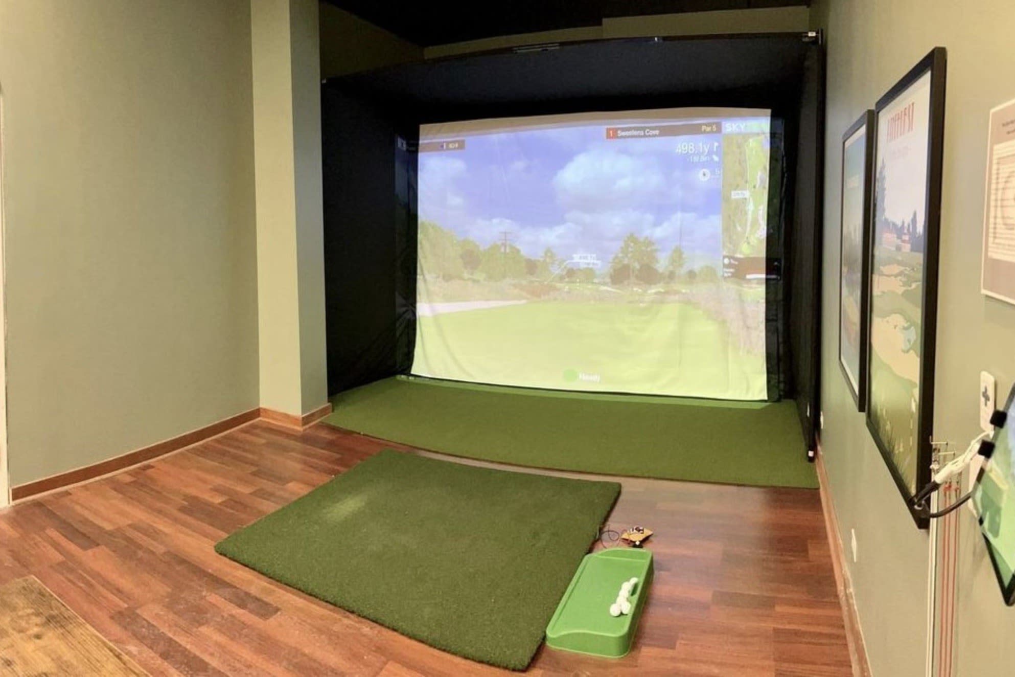 Oak Park Virtual Golf Club: Read Reviews and Book Classes on ClassPass