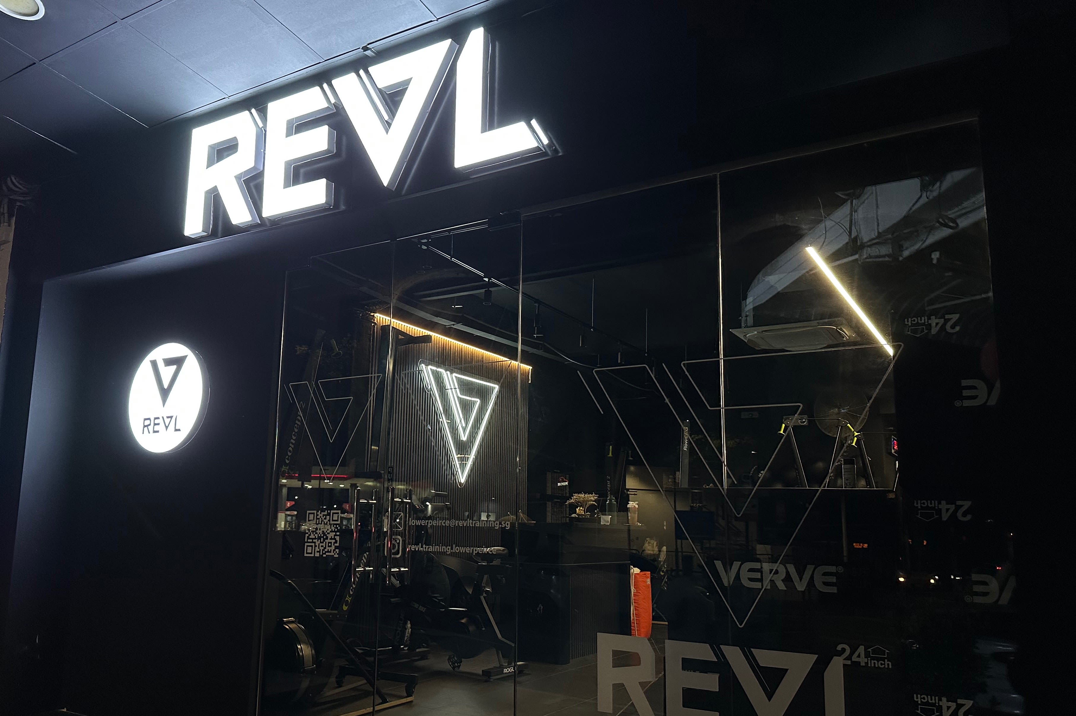 REVL Training - Lower Pierceのレビューを読み、ClassPassでクラスを予約する