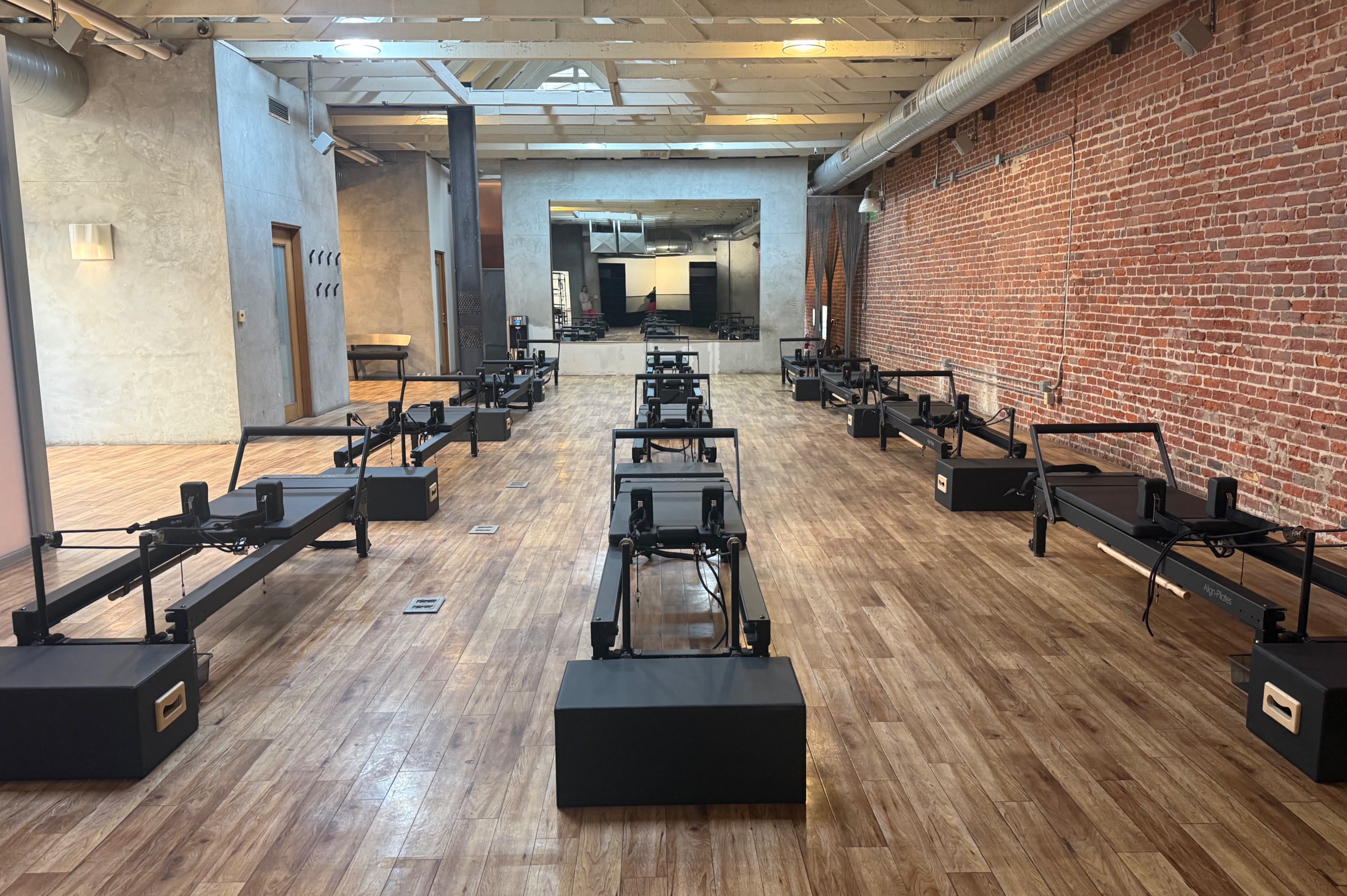 Pilates Cult: lê avaliações e reserva aulas na ClassPass