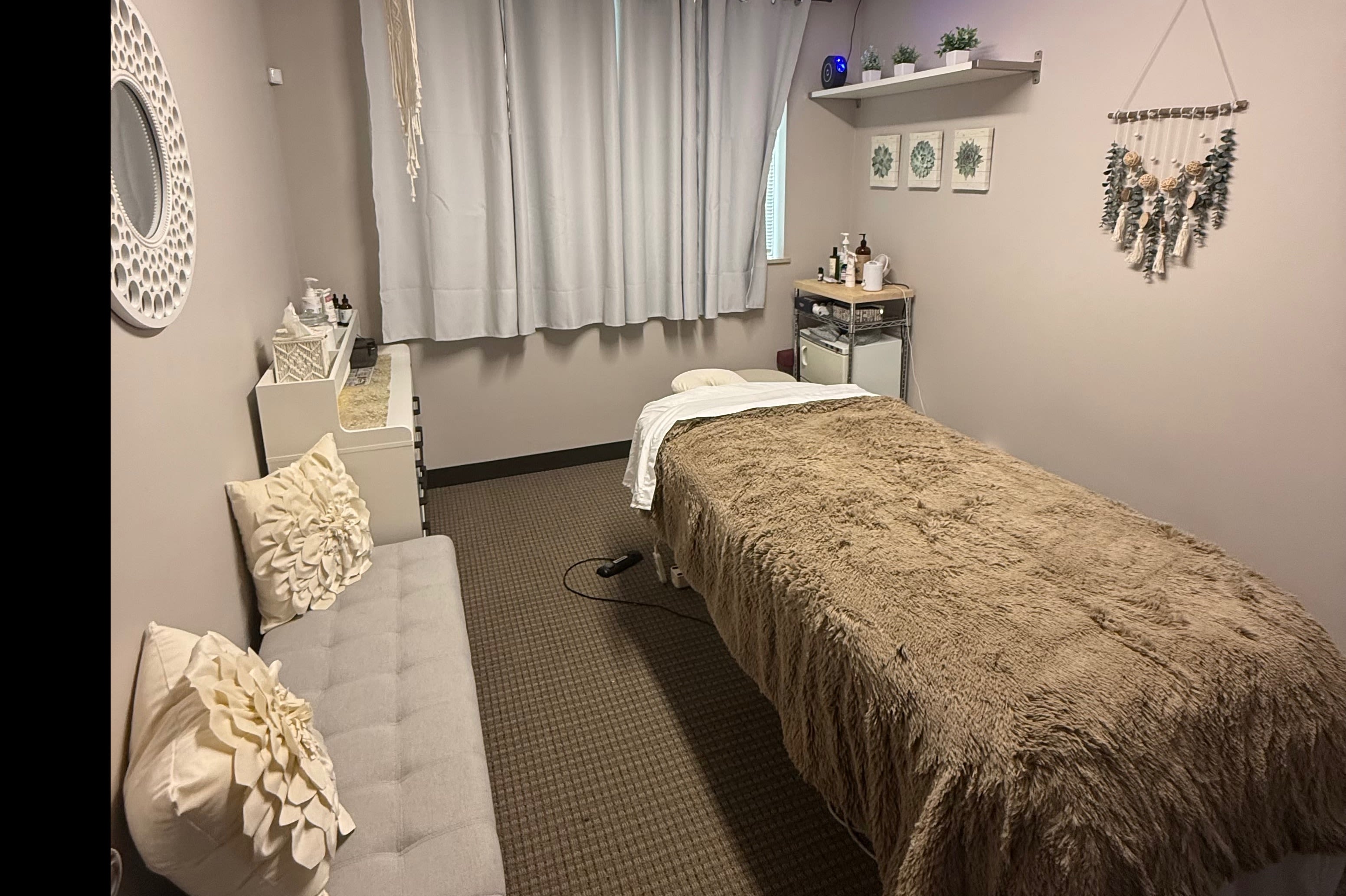 Tre Lux Wellness Lounge LLC: Read Reviews and Book Classes on ClassPass
