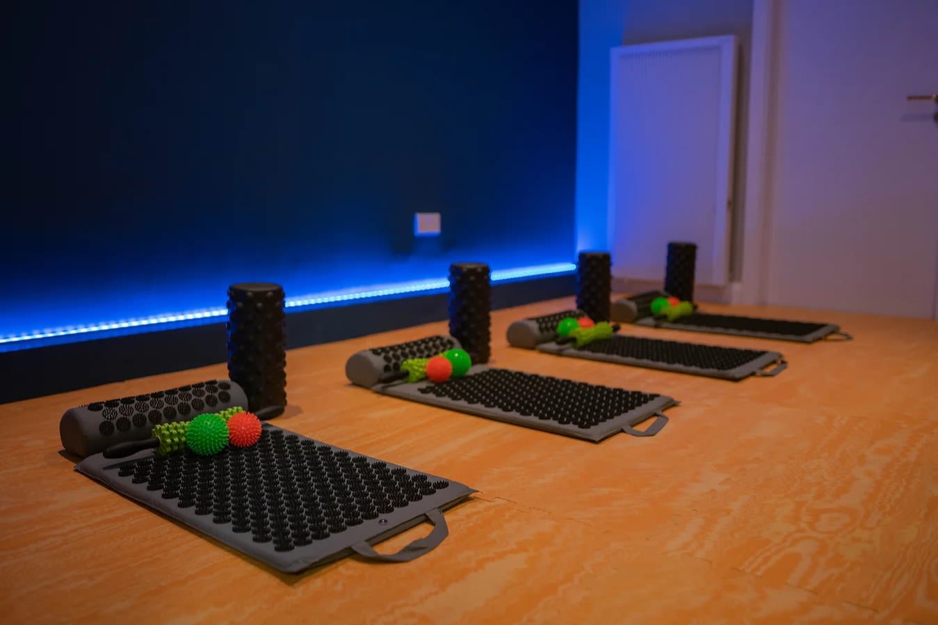 Flow Recovery Lounge: Read Reviews and Book Classes on ClassPass