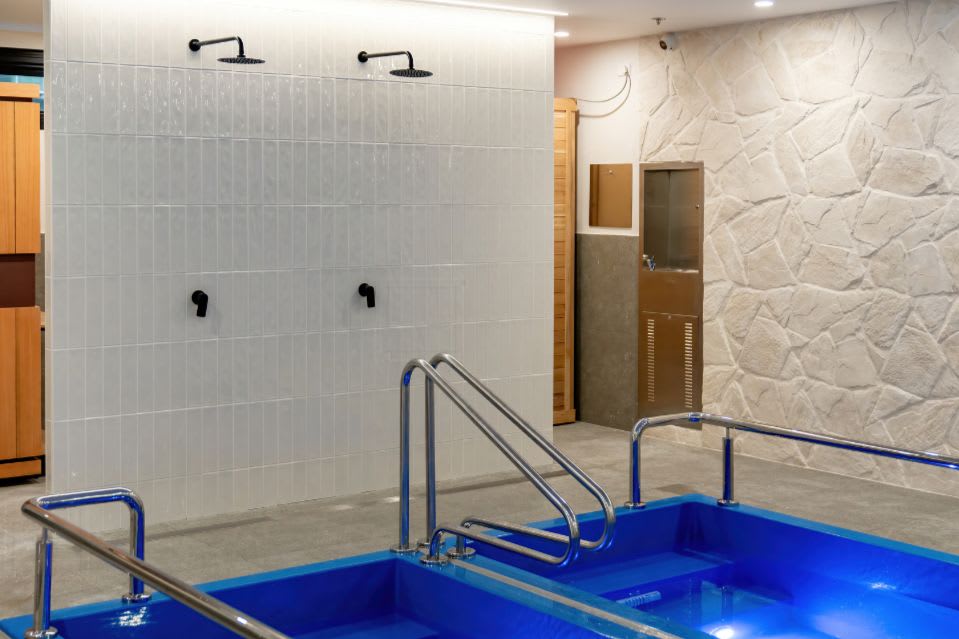 RIGS BROOKVALE - Contrast Water Therapy: Read Reviews and Book Classes ...