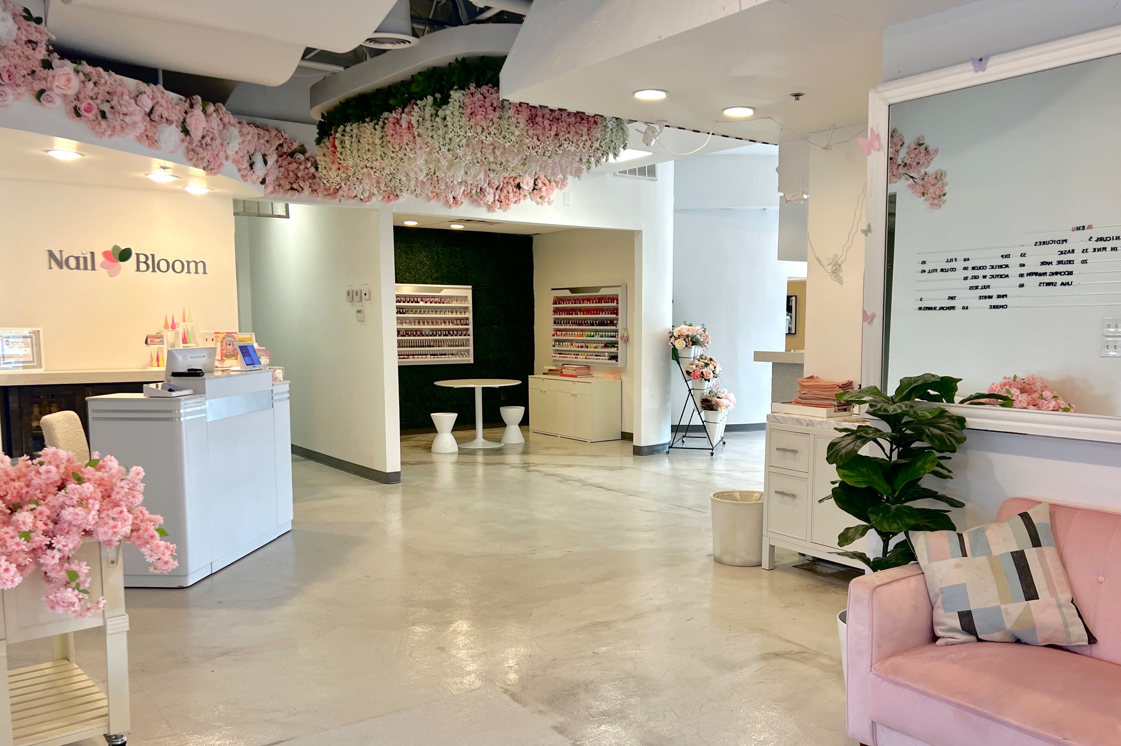 Nail Bloom: Read Reviews and Book Classes on ClassPass