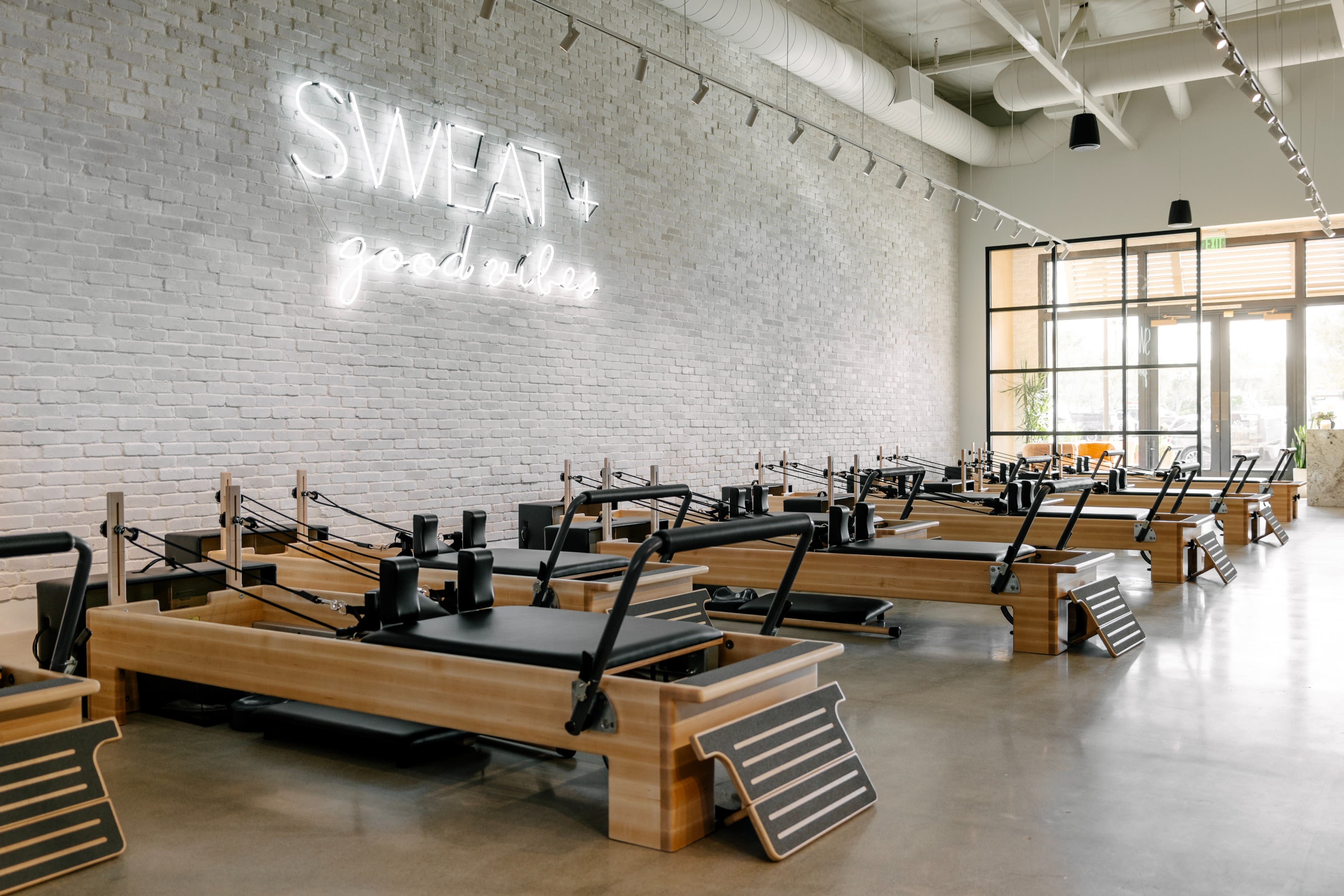 Speir Pilates - Newport Beachのレビューを読み、ClassPassでクラスを予約する