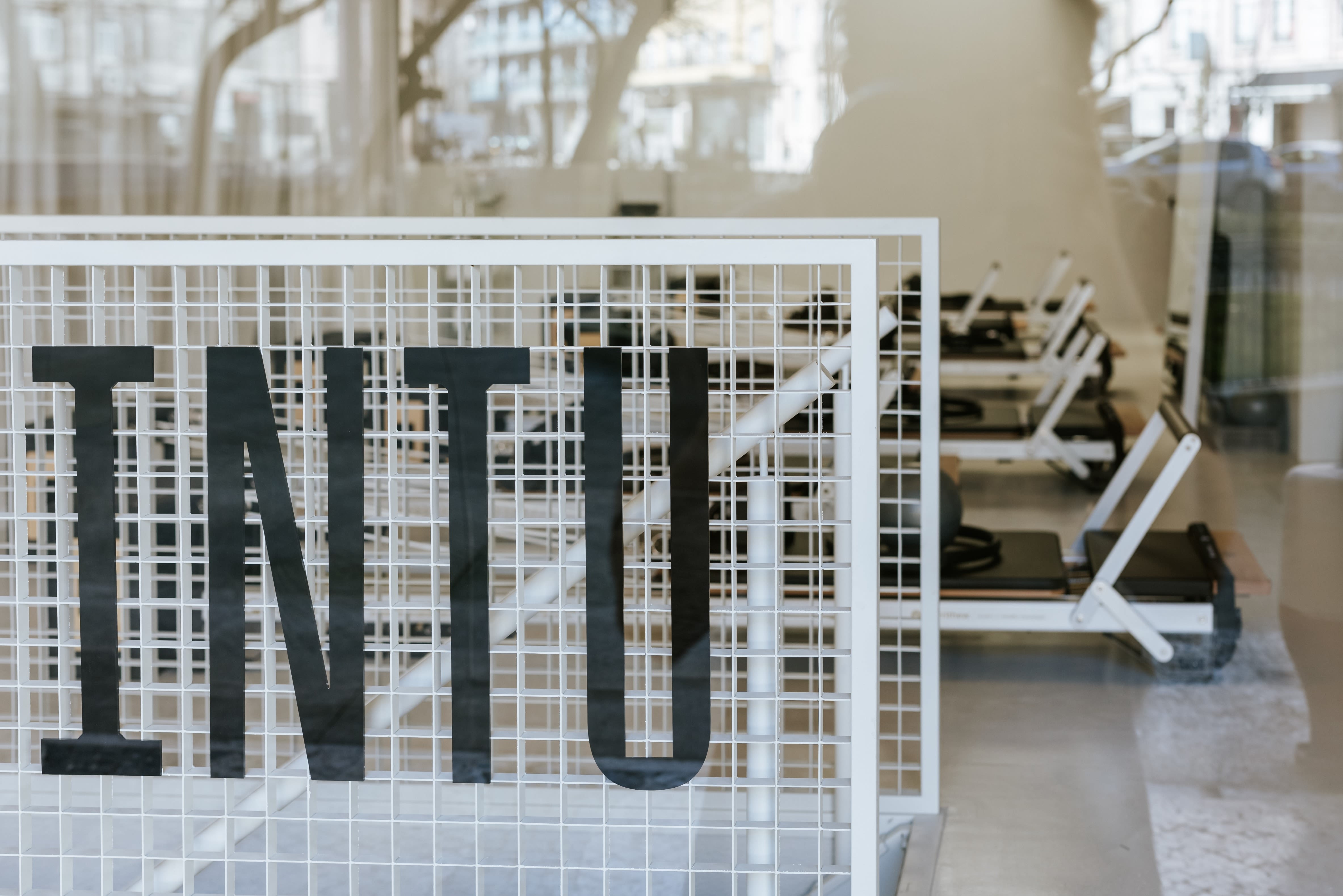 INTU Studios: Lees recensies en boek lessen met ClassPass