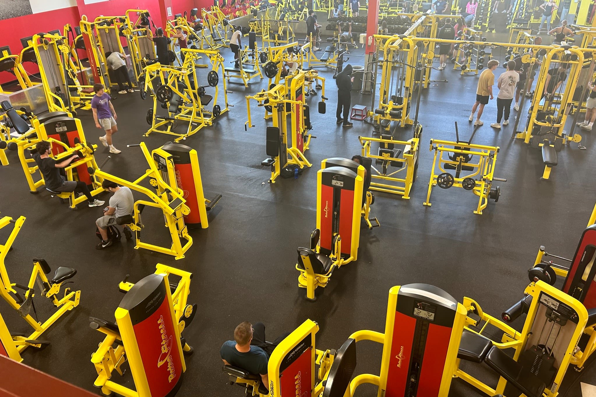 Retro Fitness - Bordentown: Read Reviews and Book Classes on ClassPass