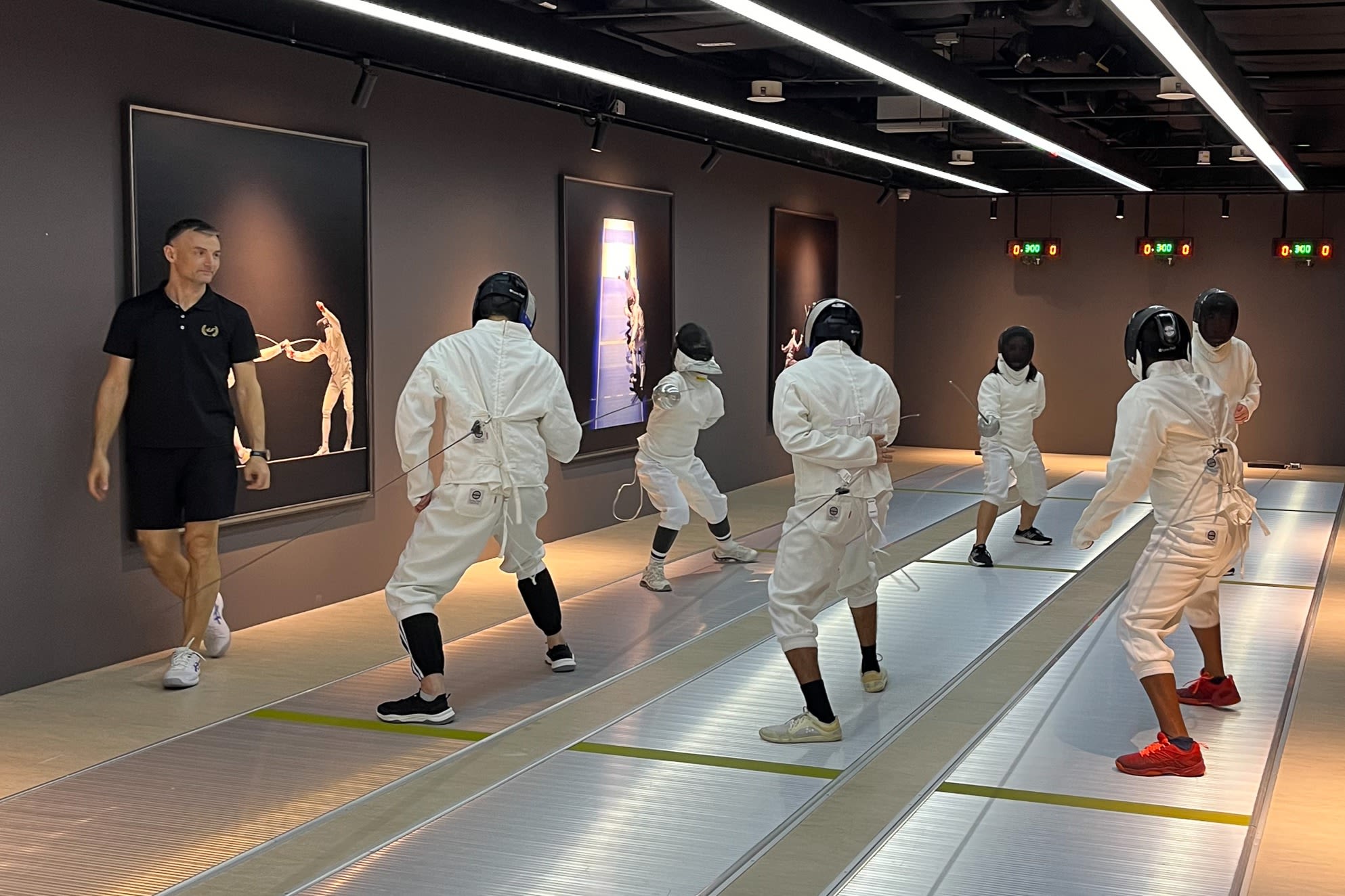 Legends Fencingのレビューを読み、ClassPassでクラスを予約する