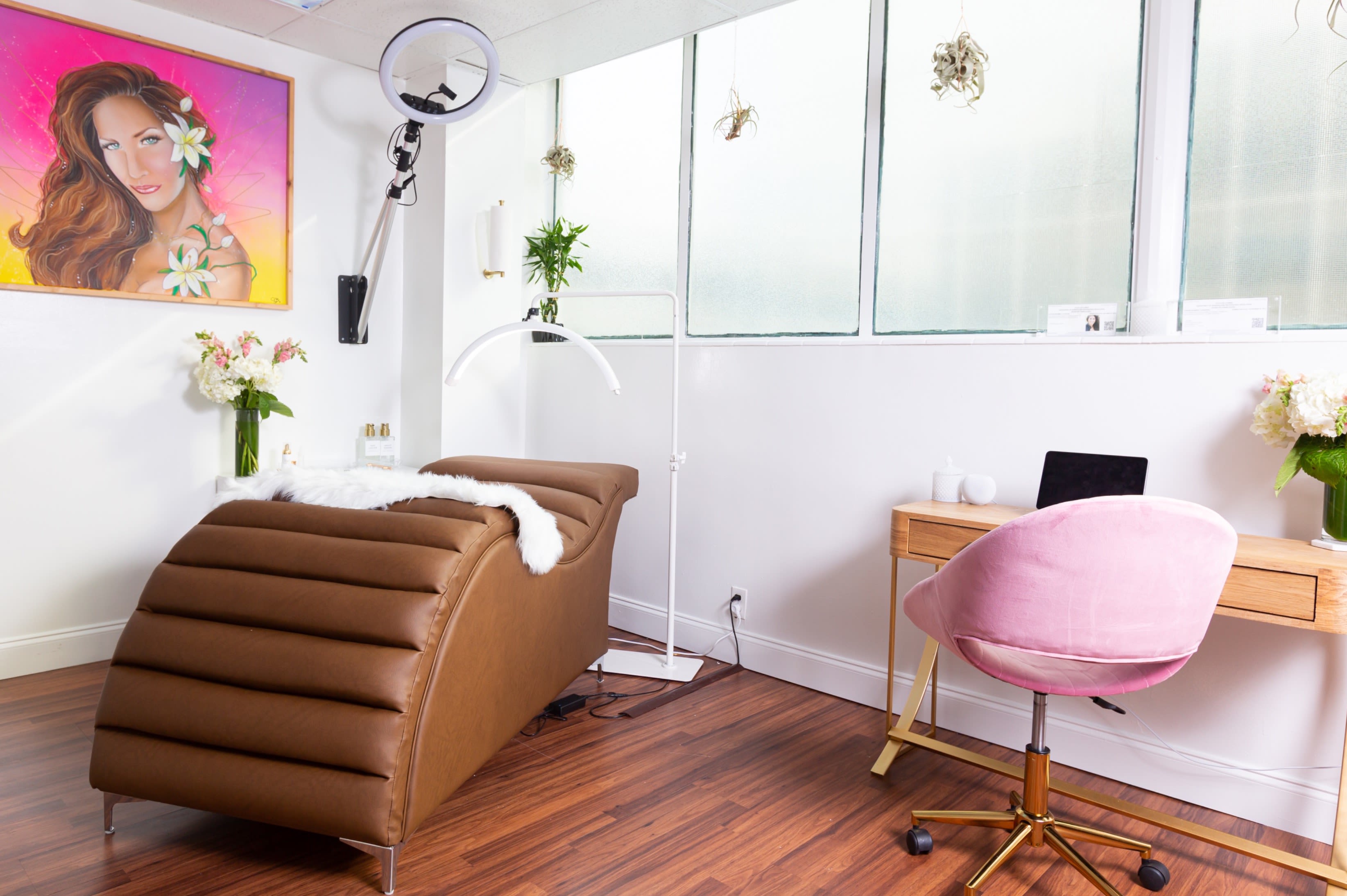 Self Love Lash & Brow Bar: Read Reviews and Book Classes on ClassPass