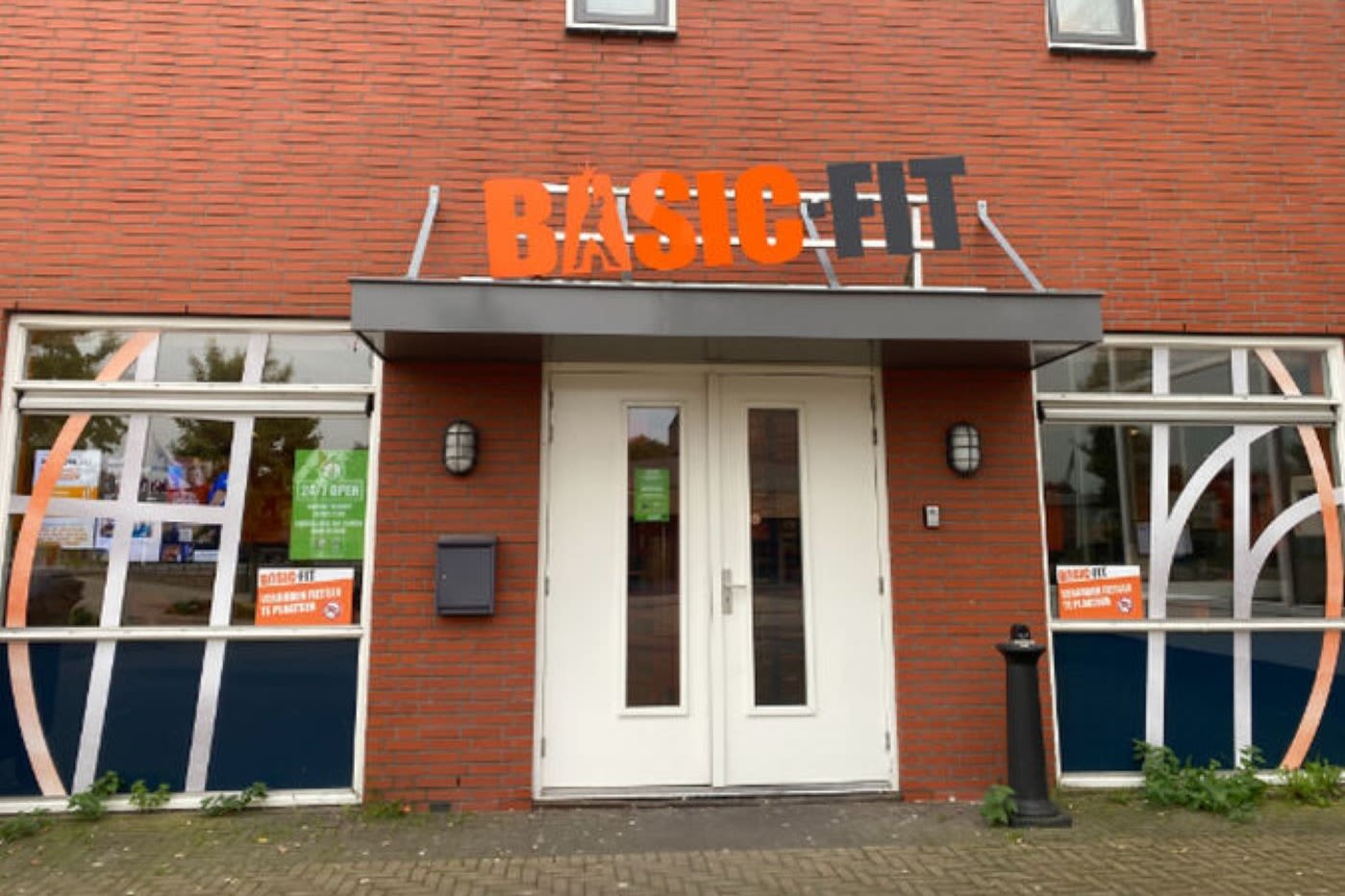 Basic Fit - Papendrecht 24/7: Read Reviews and Book Classes on ClassPass