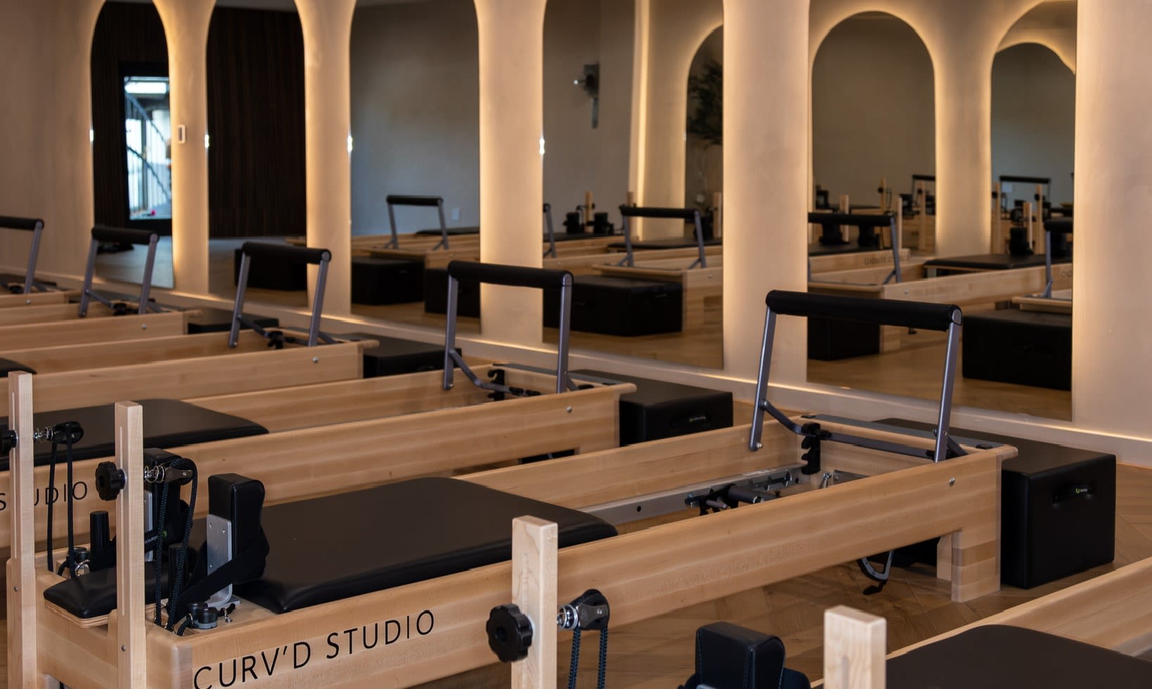 Curv’d Studio: Read Reviews and Book Classes on ClassPass