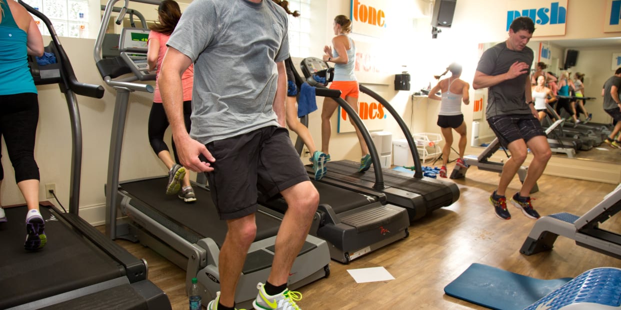 Hour Blast - Uptown: Läs recensioner och boka pass på ClassPass