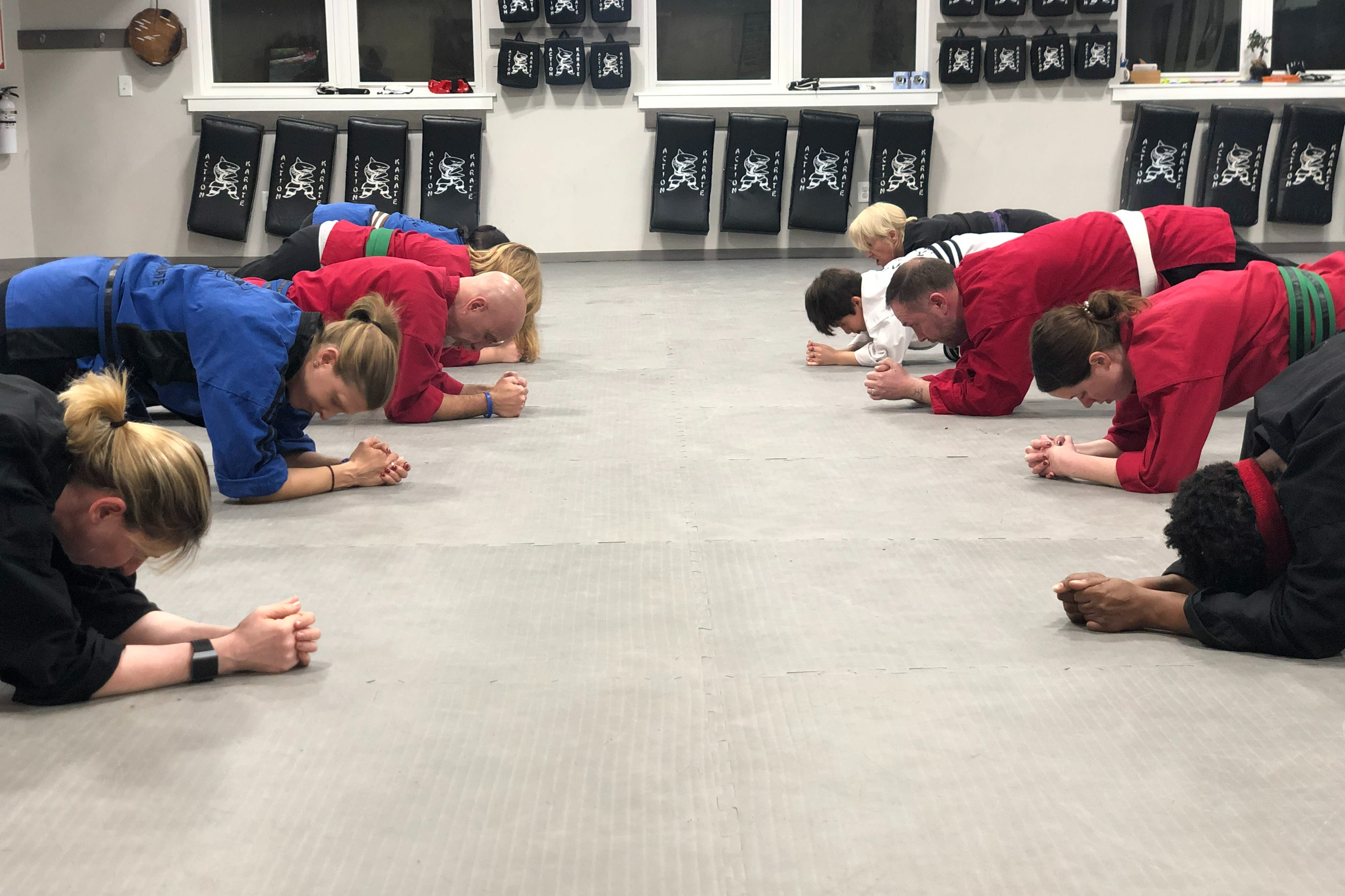 Action Karate Voorheesのレビューを読み、ClassPassでクラスを予約する