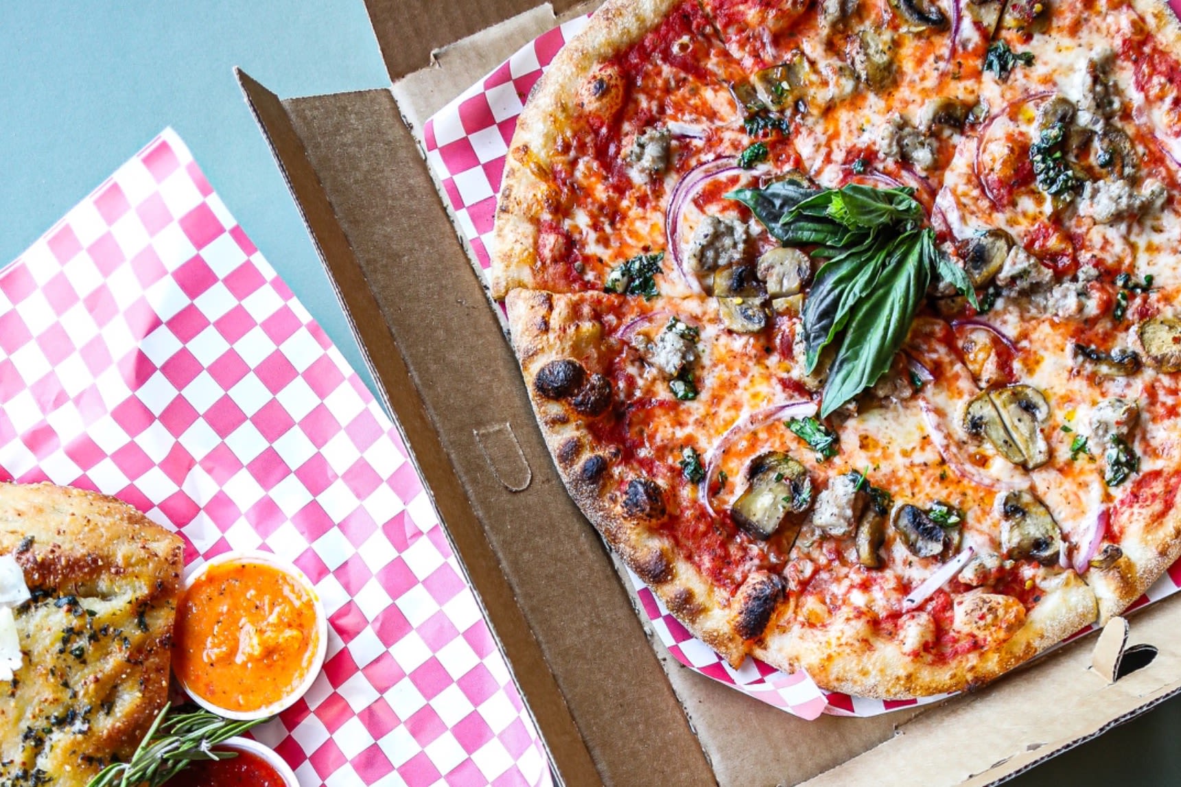 Paper Plane Pizza - Navigator Taproom: Read Reviews and Book Classes on ...