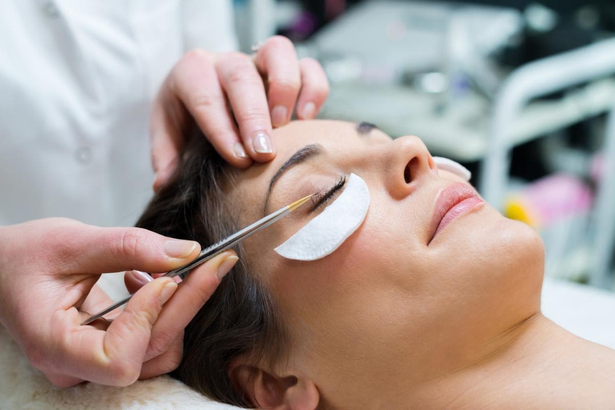 The Lash Lab: Read Reviews and Book Classes on ClassPass