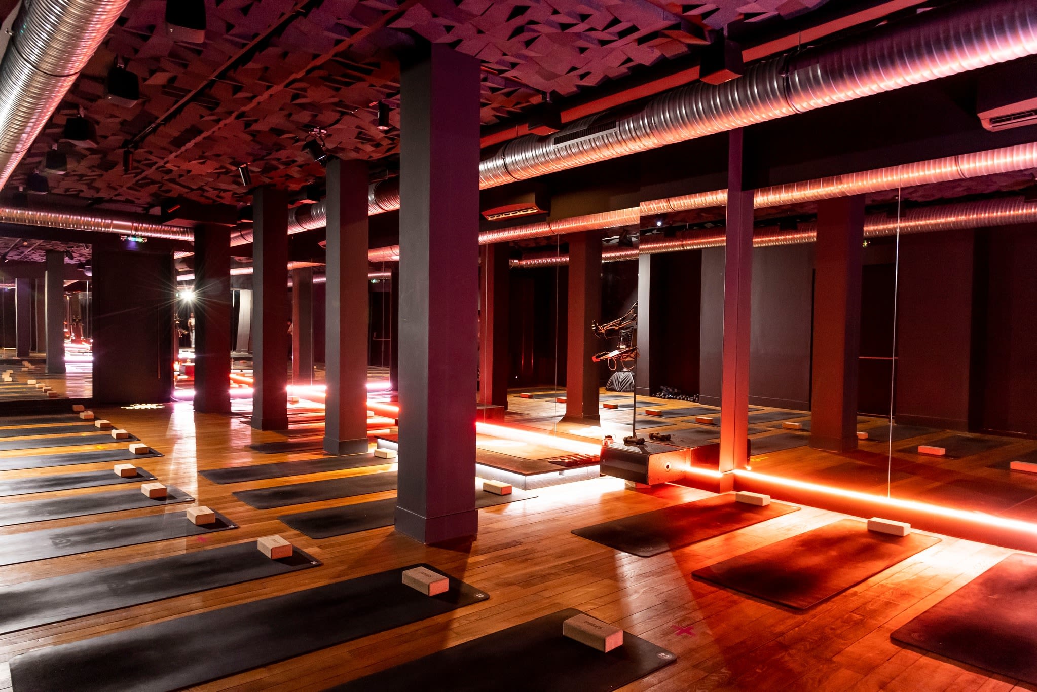 POSES - Monceau: Read Reviews and Book Classes on ClassPass