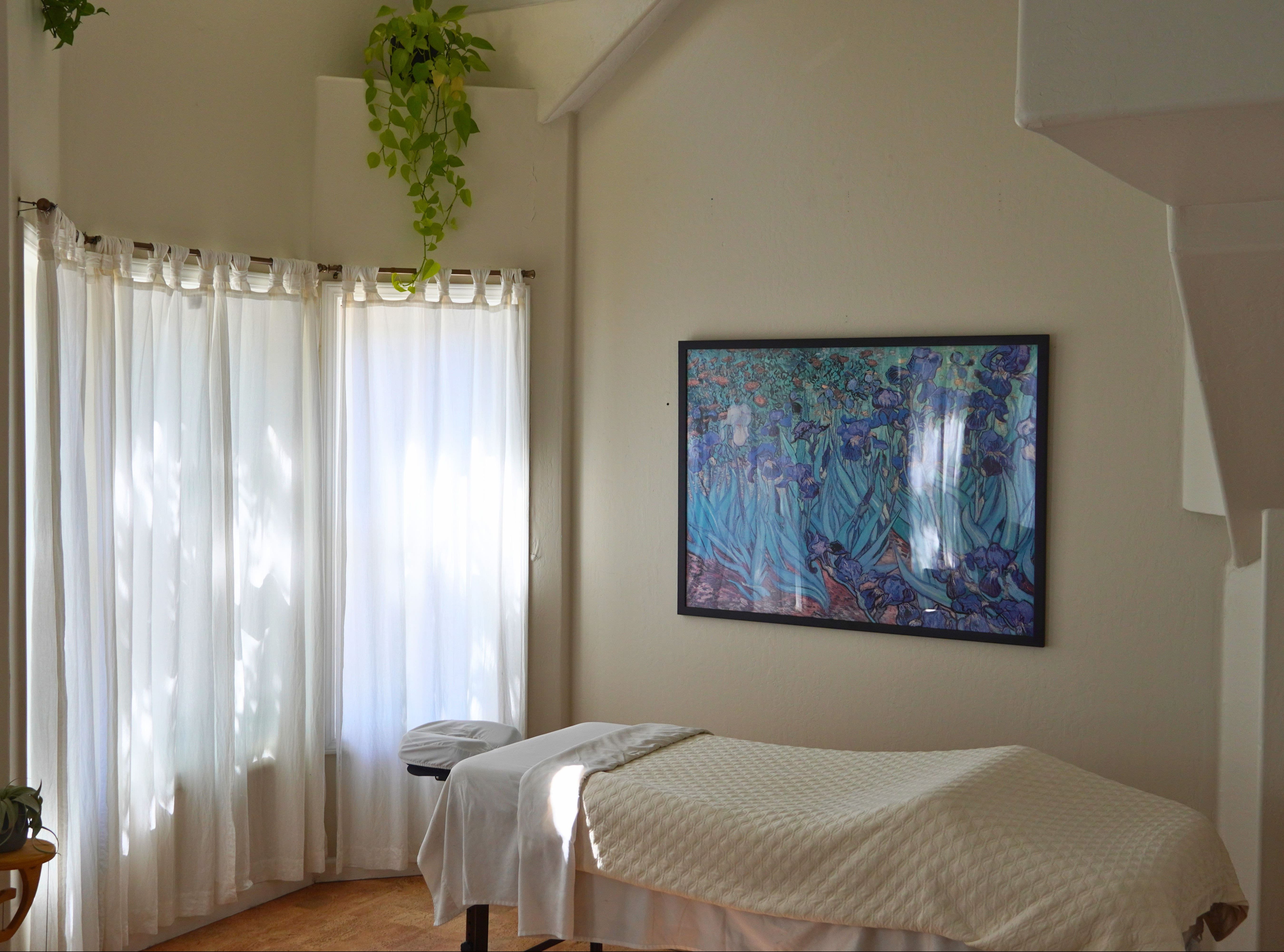 Vertical Path Rolfing: Read Reviews and Book Classes on ClassPass