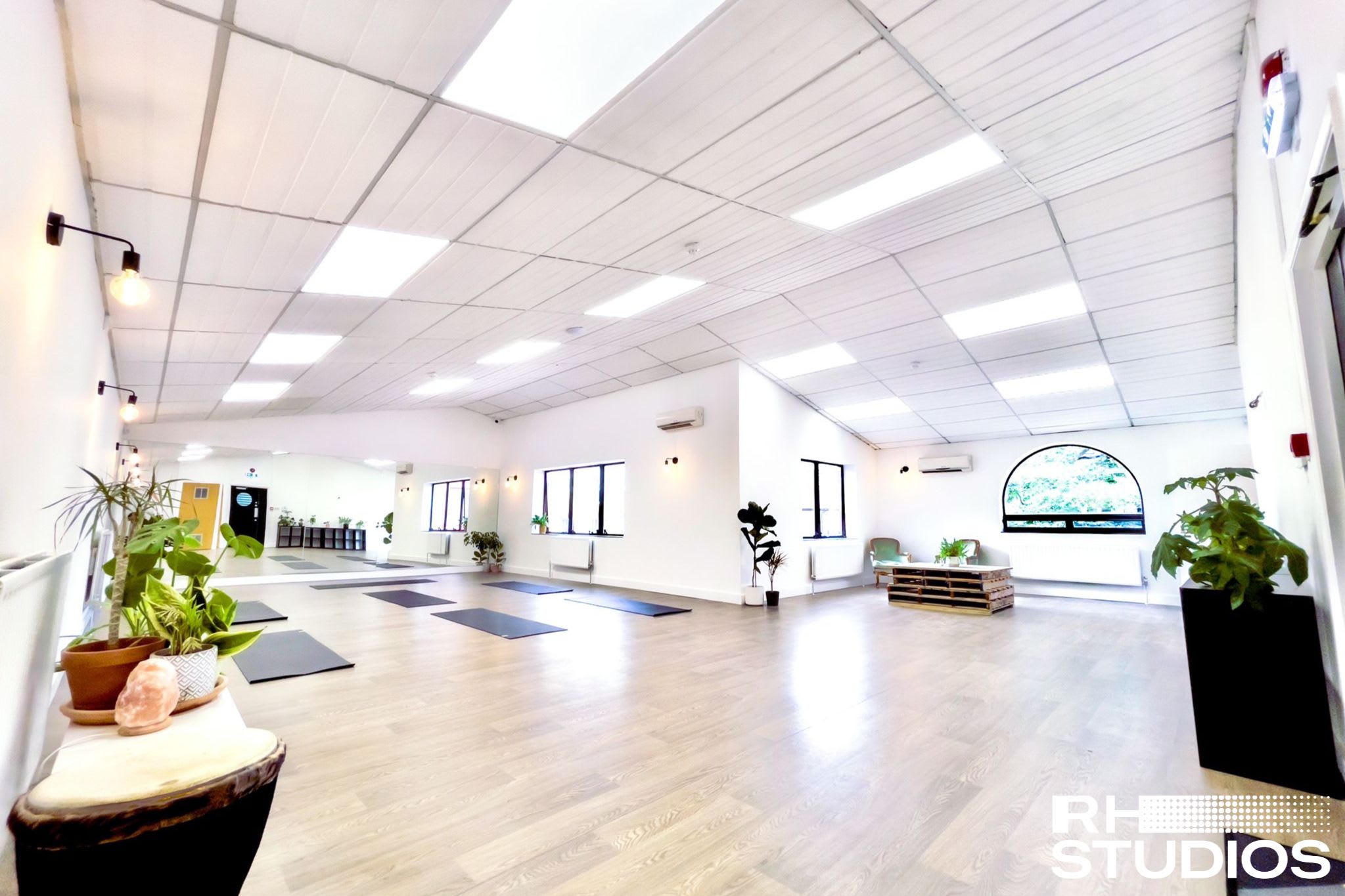 RH Studios: Read Reviews and Book Classes on ClassPass