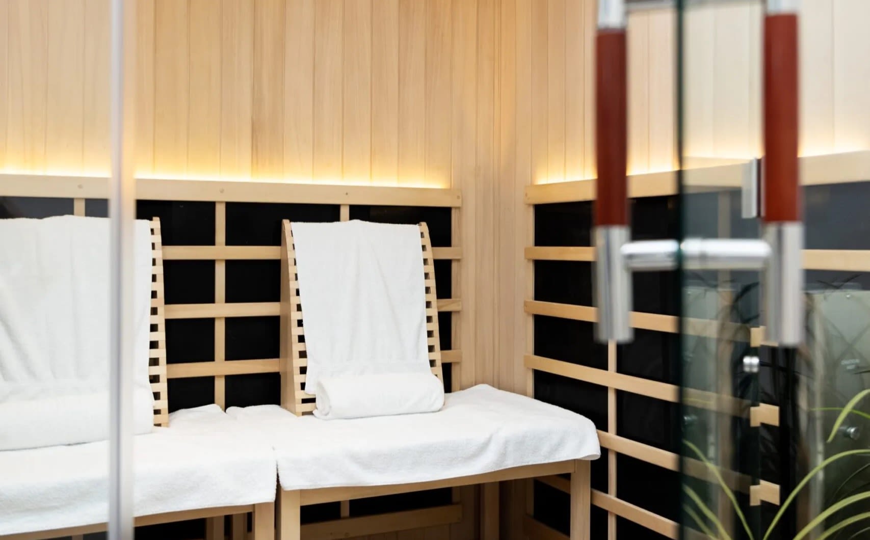beem Light Sauna - Overland Park: Read Reviews and Book Classes on ...