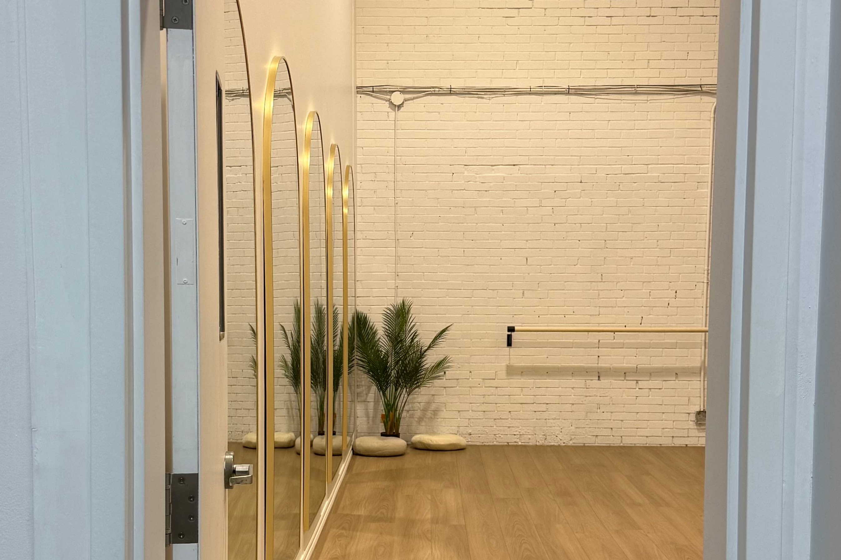 Libra studio: Read Reviews and Book Classes on ClassPass